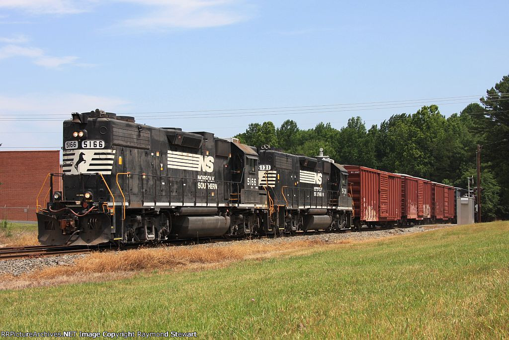 NS 5166 leads the local job into Asheboro in classic Southern style with the long hood forward.